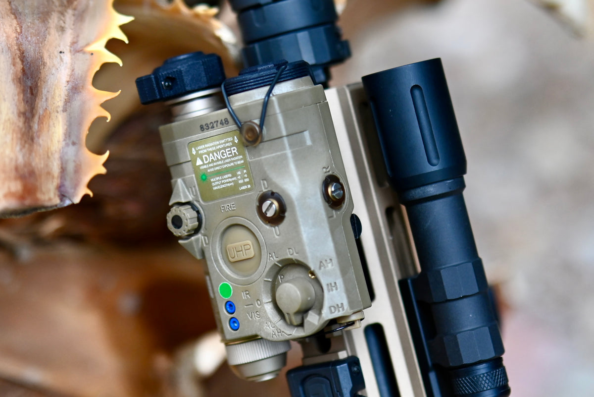 Somogear PEQ-15 ALIS Diffuser & Illuminator Throw Lever – Villain ...